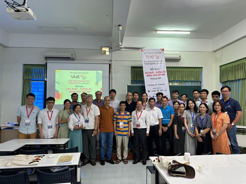 Giảng viên Khoa Toán - Thống kê tham dự và báo cáo tại Hội nghị Toán học toàn quốc (VMC) 2023 ...